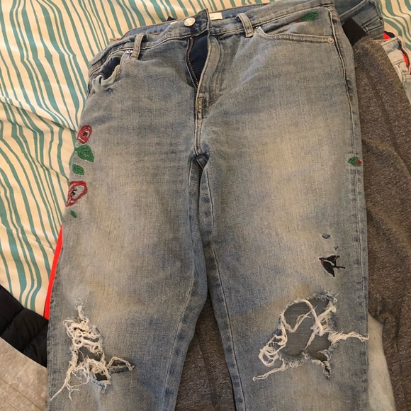 GAP | Jeans | Amazing Jeans With Details | Poshmark